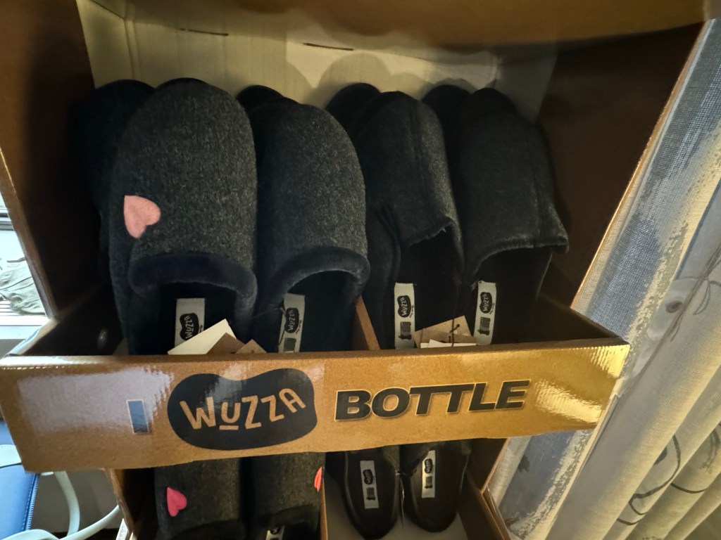 FSNYE finds shoes made from plastic bottles from WUZZA - DANIEL+LAUREN